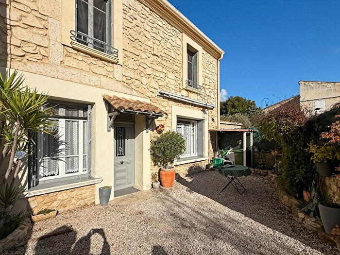 Maison à vendre - Eyragues - 5 pièces - 3 chambres