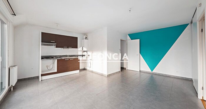 Appartement à vendre - Notre-Dame-de-Bondeville - 2 pièces - 1 chambre