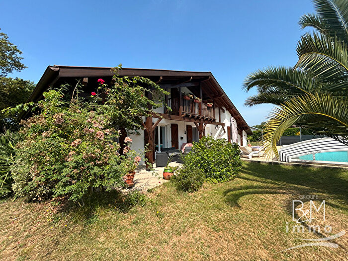 Maison à vendre - Saint-Vincent-de-Tyrosse - 6 pièces - 4 chambres