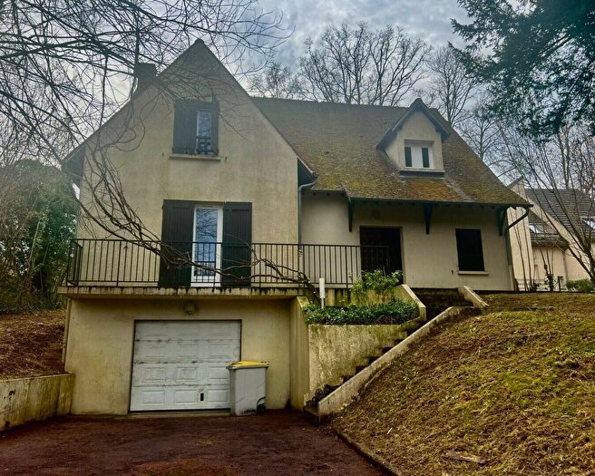 Maison 7 pièces à L'Étang-la-Ville, à louer
