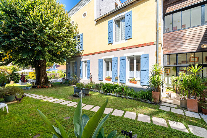 Maison à vendre - Aire-sur-lAdour - 20 pièces - 11 chambres