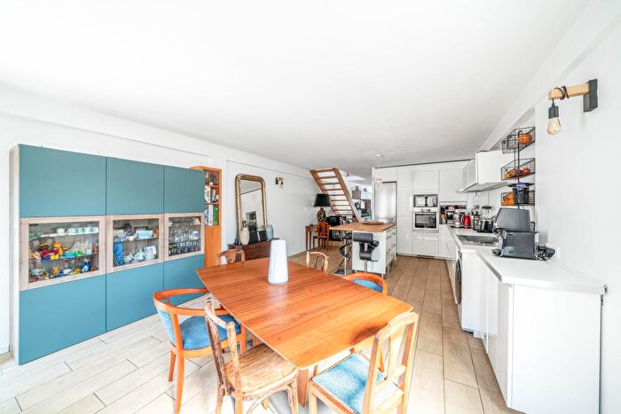 Maison à vendre - Viroflay, Aulnettes, Forêt Domaniale de Fausses-Reposes - 4 pièces - 3 chambres