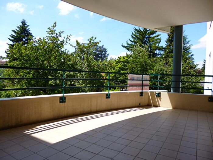 Villefranche-sur-Saône, Ouest : Appartement 3 pièces à louer