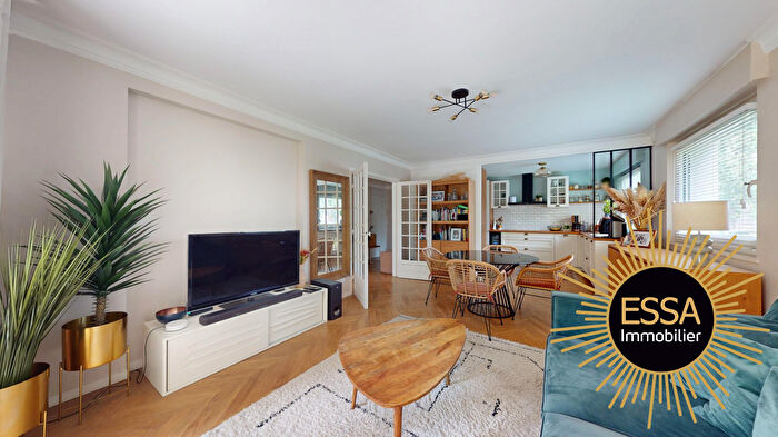 Appartement 4 pièces à vendre à Vélizy-Villacoublay, Le Village