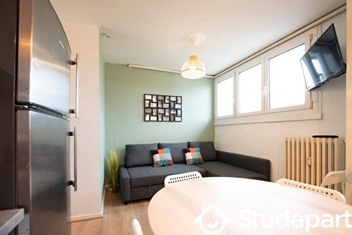 Appartement à louer - Plantières-Queuleu, Metz - 1 pièce - 3 chambres