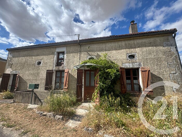 Maison 5 pièces à Taingy, à vendre