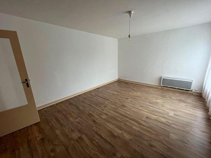 Appartement 1 pièce à Angers, Belle, Beille, à louer