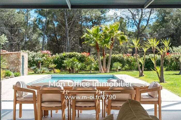 Maison 6 pièces à Ventabren, à vendre