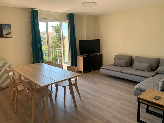 Appartement à vendre - Bron, Parilly Centre-ville - 5 pièces - 4 chambres