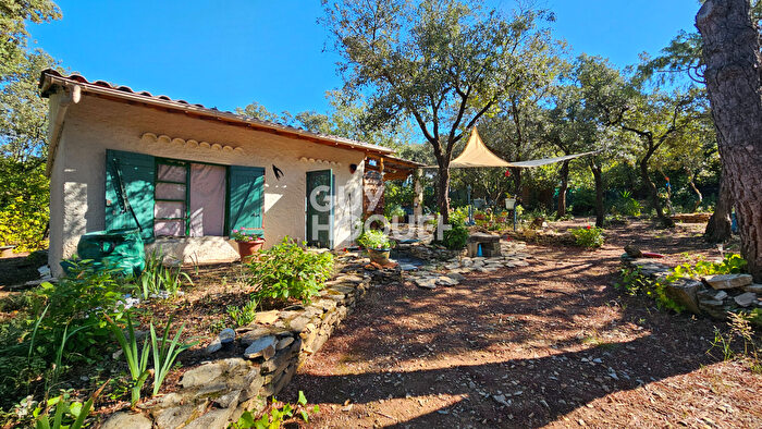 Maison à vendre - Milhaud - 1 pièce