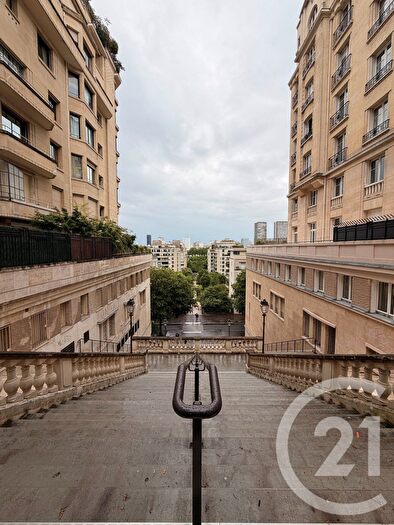 Paris 16ème, Passy, Maison de la Radio, Muette-Sud - Appartement 2 pièces à vendre