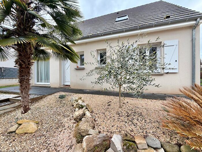 Maison à vendre - Luisant - 5 pièces - 4 chambres