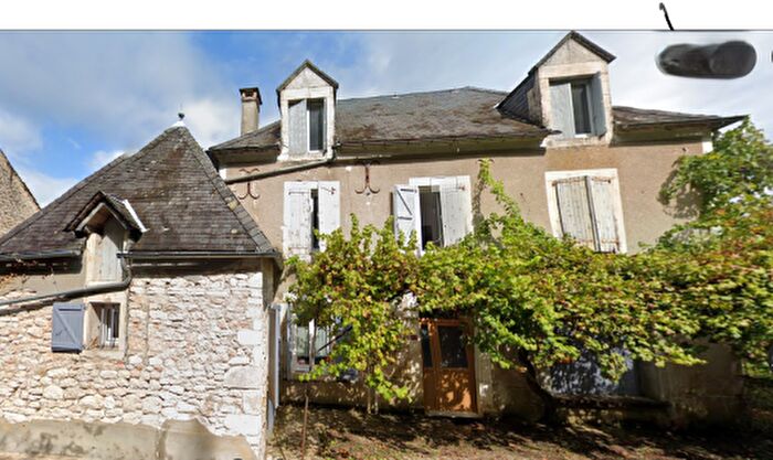 Maison 9 pièces à Le Roc, à vendre