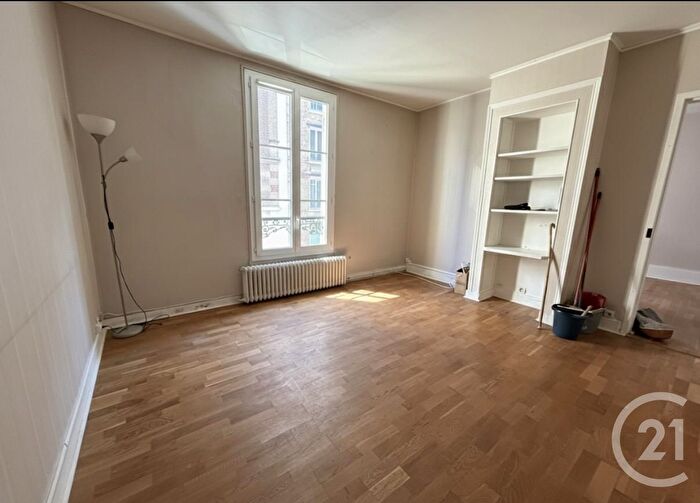 Appartement à vendre - Saint-Denis, République, Gare - 3 pièces - 2 chambres