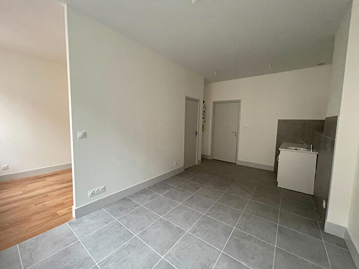 Caluire-et-Cuire, Saint-Clair - Appartement 2 pièces à louer