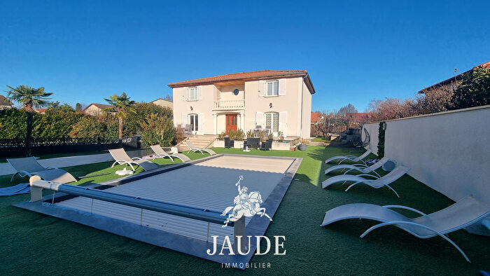 Maison à vendre - Pont-du-Château - 8 pièces - 5 chambres