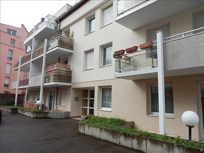 Appartement à louer - Strasbourg, Neudorf, Etoile, Gare, Schluthfeld - 1 pièce