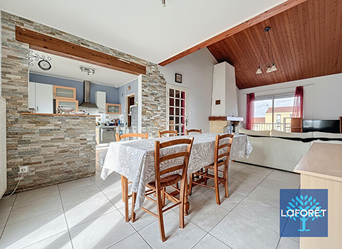 Maison à vendre - La Roche-sur-Yon, Pyramides, Jean-Yole - 5 pièces - 4 chambres