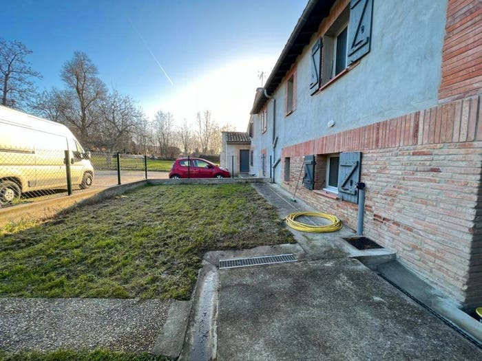 Appartement 3 pièces à louer à Lévignac