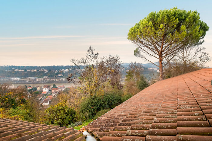 Maison à vendre - Caluire-et-Cuire, Cuire-le-bas, Cuire-le-Haut - 7 pièces - 5 chambres