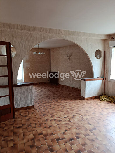 Maison 6 pièces à La Pérouille, à vendre