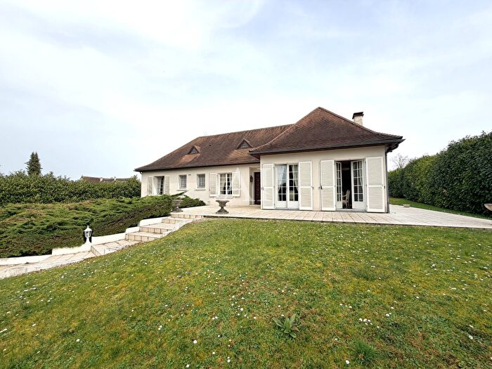 Maison à vendre - Fussy - 6 pièces - 3 chambres