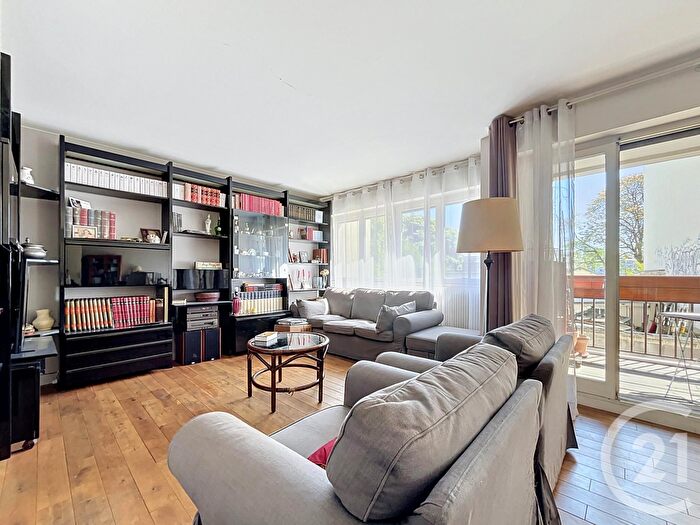 Paris 20ème, Télégraphe, Pelleport, Saint-Fargeau : Appartement 5 pièces à vendre