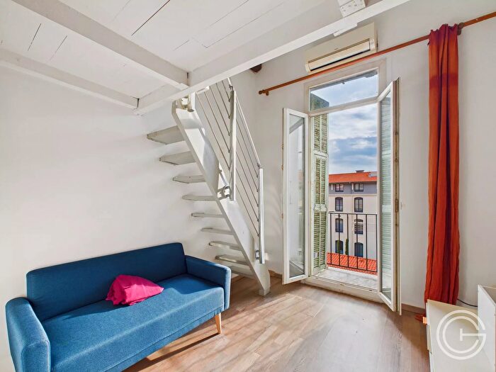 Appartement 2 pièces à louer - Nice, Riquier