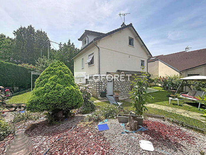 Maison 6 pièces à vendre à Combs-la-Ville, Gare
