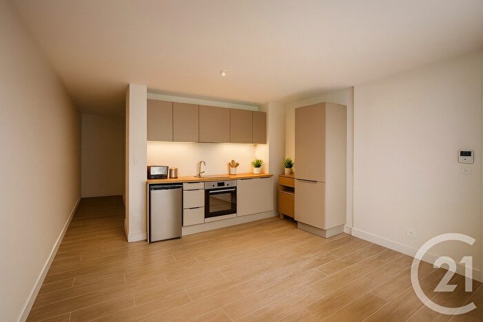 Appartement 1 pièce à louer à Châteauroux, Centre-ville, Les Marins