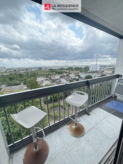 Appartement à vendre - Pierrefitte-sur-Seine - 4 pièces - 2 chambres