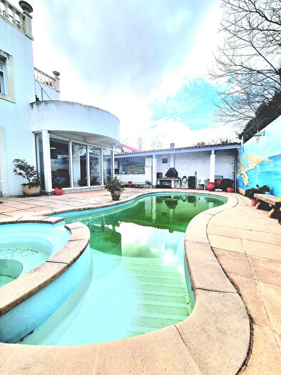 Appartement à vendre - Marseille e , Saint-Barnabé - 4 pièces - 2 chambres