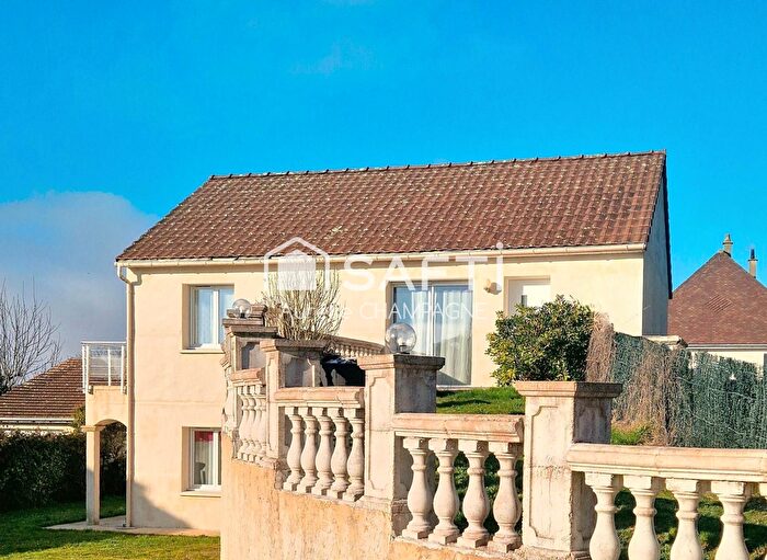Maison 6 pièces à vendre - Châtellerault, Est