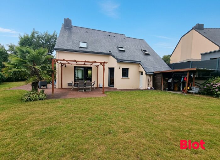 Maison 7 pièces à vendre à Montreuil-le-Gast
