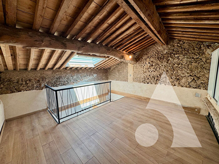 Appartement à vendre - Cotignac - 4 pièces - 3 chambres