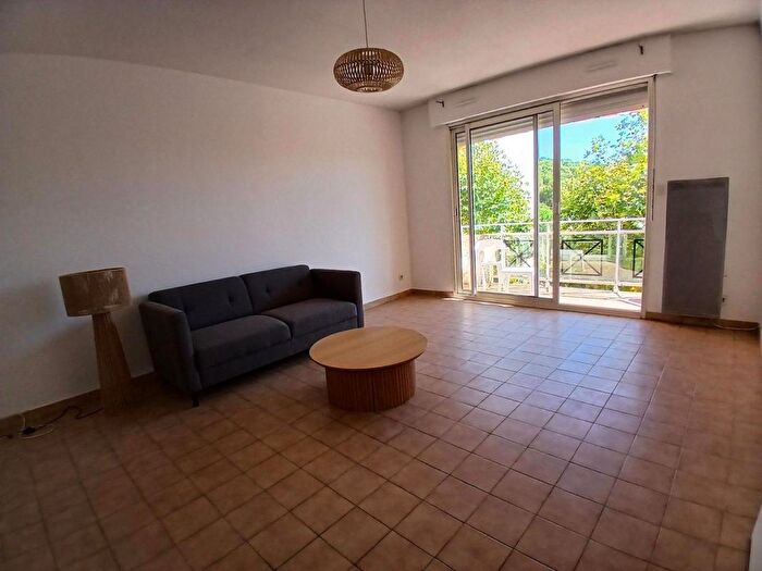 Appartement 2 pièces à Salon-de-Provence, Hautes Viougues, Saint-Come, Pavillon, à louer