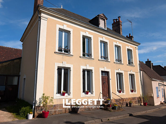 Maison à vendre - Beaumont-les-Autels - 6 pièces - 2 chambres