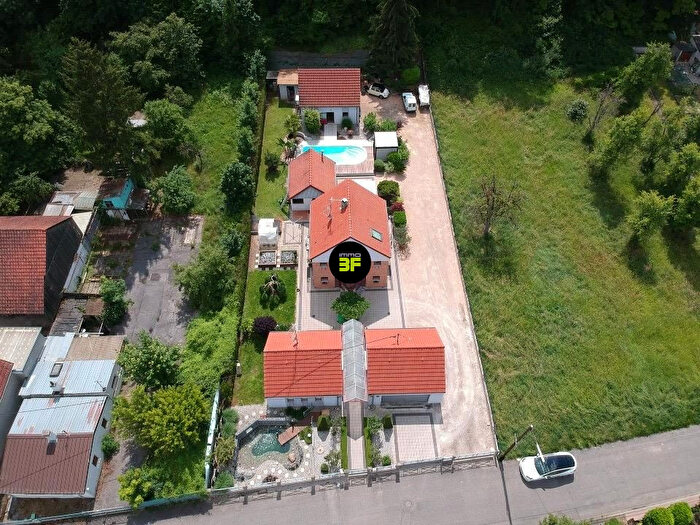 Maison à vendre - Bartenheim - 7 pièces - 4 chambres