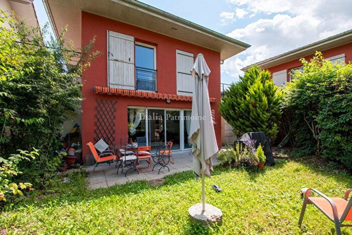 Maison à louer - Prevessin Moens - 4 pièces - 3 chambres