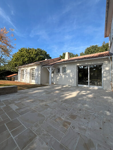 Maison à vendre - Mauléon - 11 pièces - 6 chambres