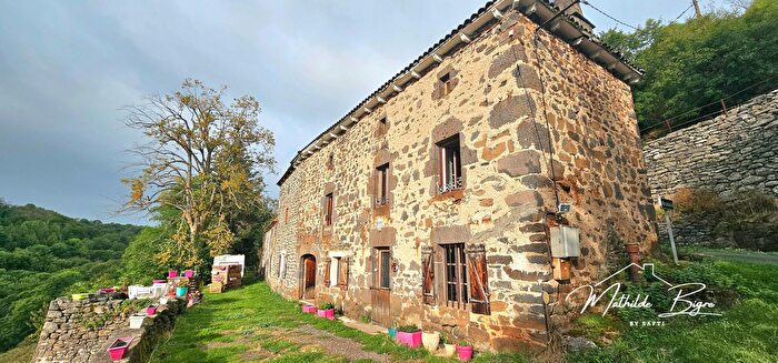 Maison 4 pièces à vendre - Molompize