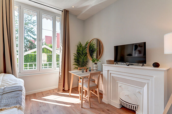 Appartement 1 pièce à Villeurbanne, Zola, Pressence, à louer