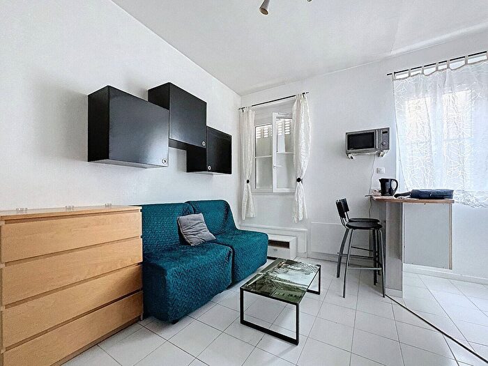 Appartement à louer - Pont Royal, Cachan - 1 pièce