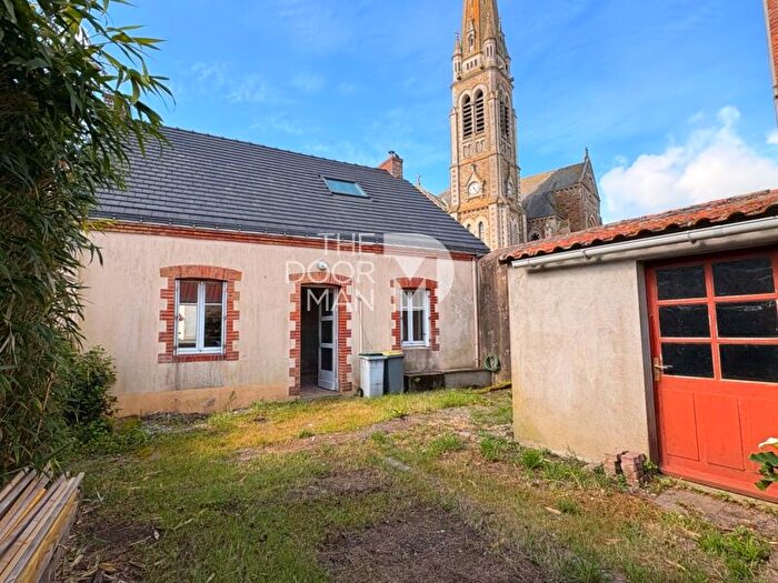 Maison à vendre - Saint-Hilaire-de-Chaléons - 2 pièces - 1 chambre