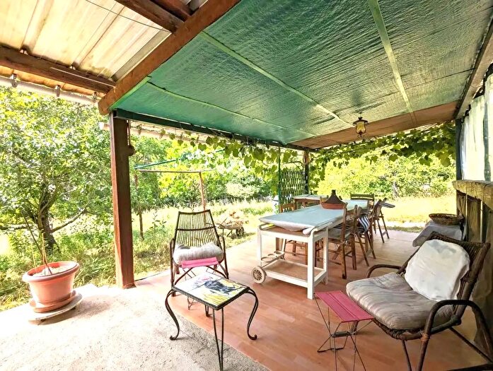 Maison 4 pièces à vendre à Collongues