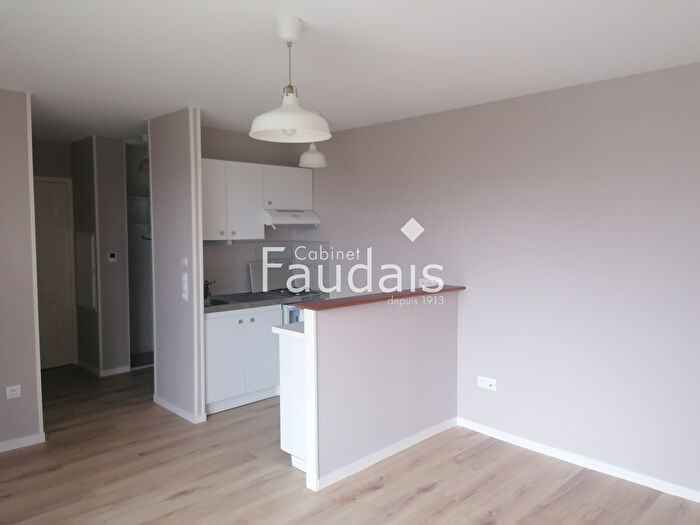 Appartement à louer - Coutances - 2 pièces - 1 chambre