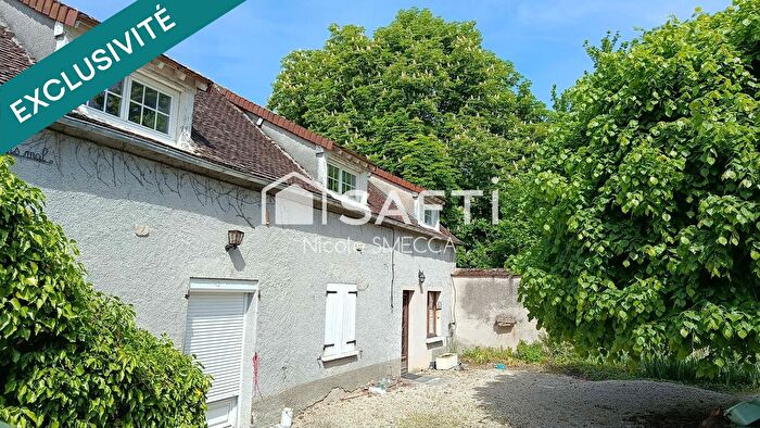 Maison 6 pièces à La Motte-Tilly, à vendre