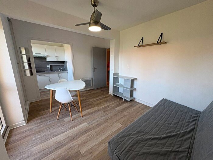 Appartement 1 pièce à Ouest, Carry-le-Rouet, à louer