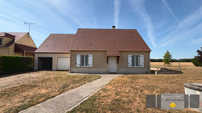 Maison 3 pièces à vendre à Sainville