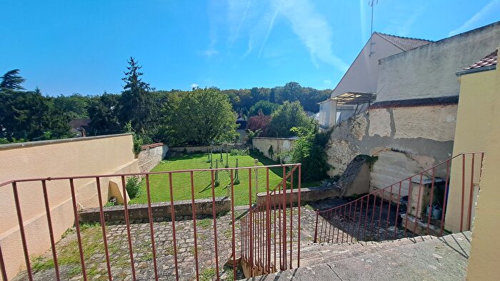 Appartement à louer - Malesherbes - 3 pièces - 2 chambres
